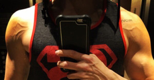 Omg Jared Leto Shows Off Bulging Biceps And More Muscles For Suicide